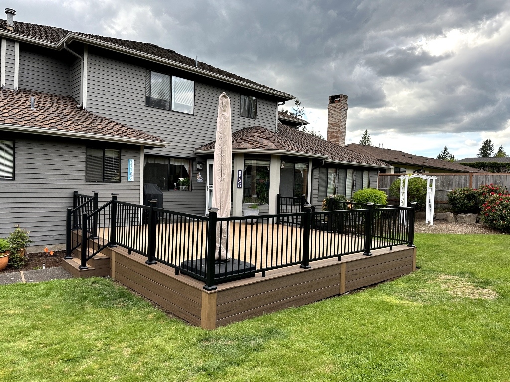 Euro Decks | Deck Builder in Maple Valley, Seattle